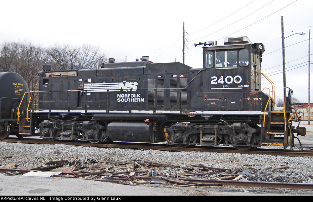 NS 2400